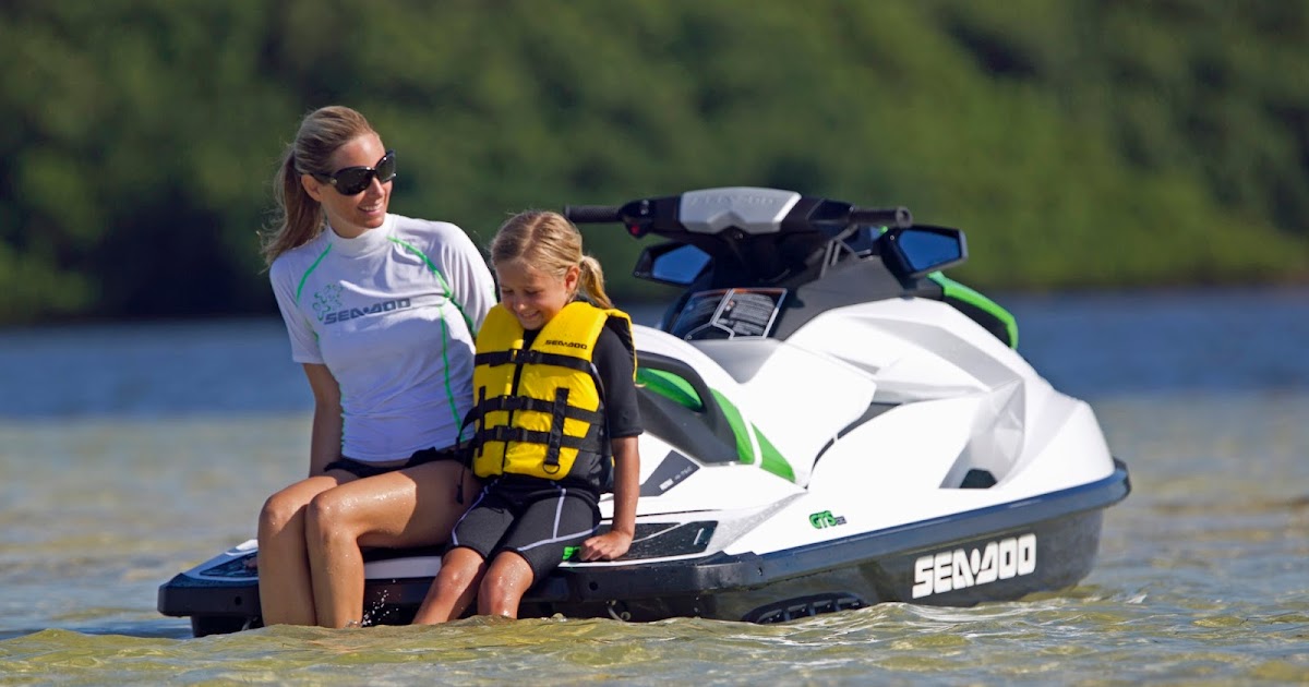 BomBay Boat Rental: Taking Out a Jet Ski!