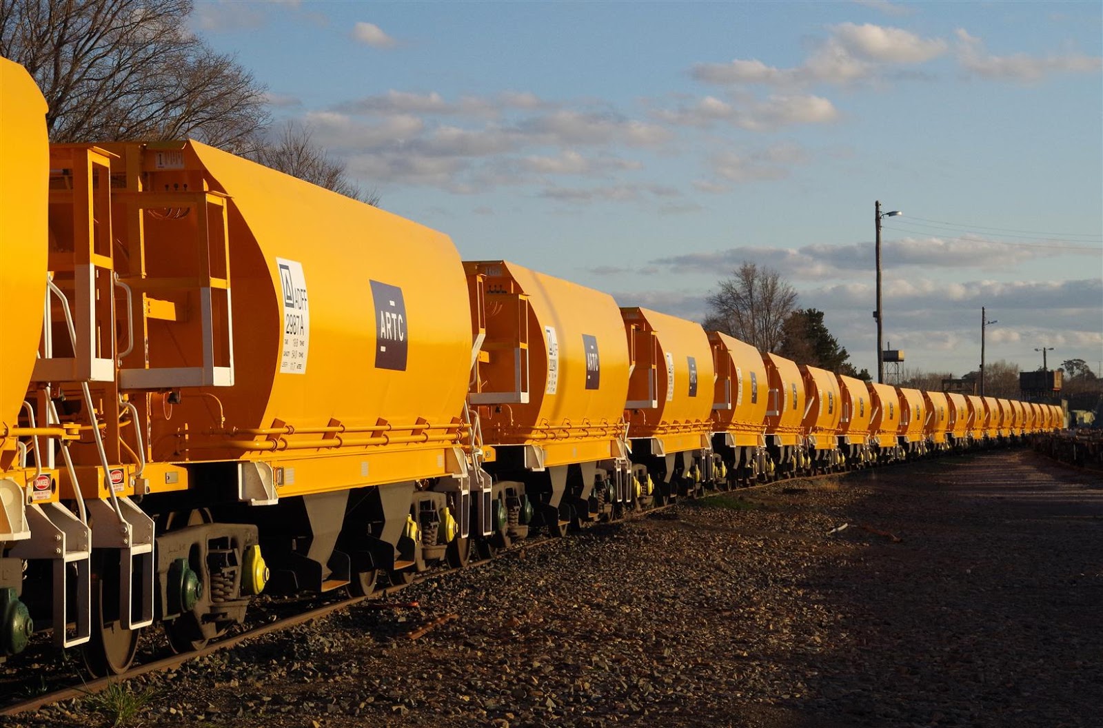 Rollingstock News: Fresh ARTC ADFF Ballast Hoppers