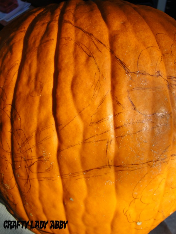 Skull-A-Day 5.0 - Tutorial - Dia de la Abby: #65 Raven Skull Pumpkin