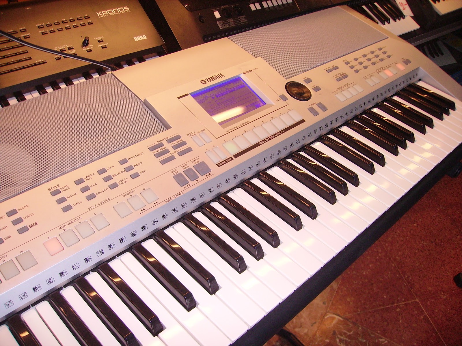 musicasa.oportunidades: YAMAHA PSR-S500 teclado 2ª mano, 350 eur. VENDIDO