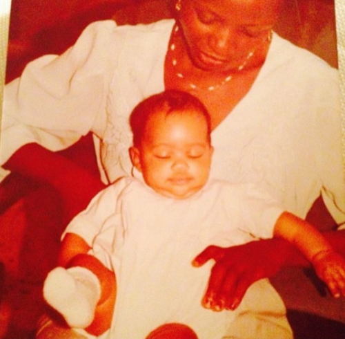 Singer Di'ja shares her baby photo
