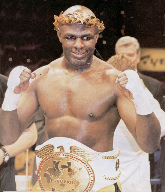AMDC Artes marciales y Deportes de Contacto: Ernesto Hoost Biografía