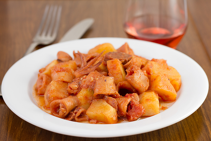 Photographer Natalia Mylova: Lulas estufadas.