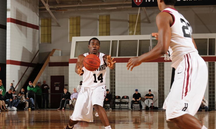 Cara Melakukan Passing Dalam Permainan Bola Basket - Edukasi Center