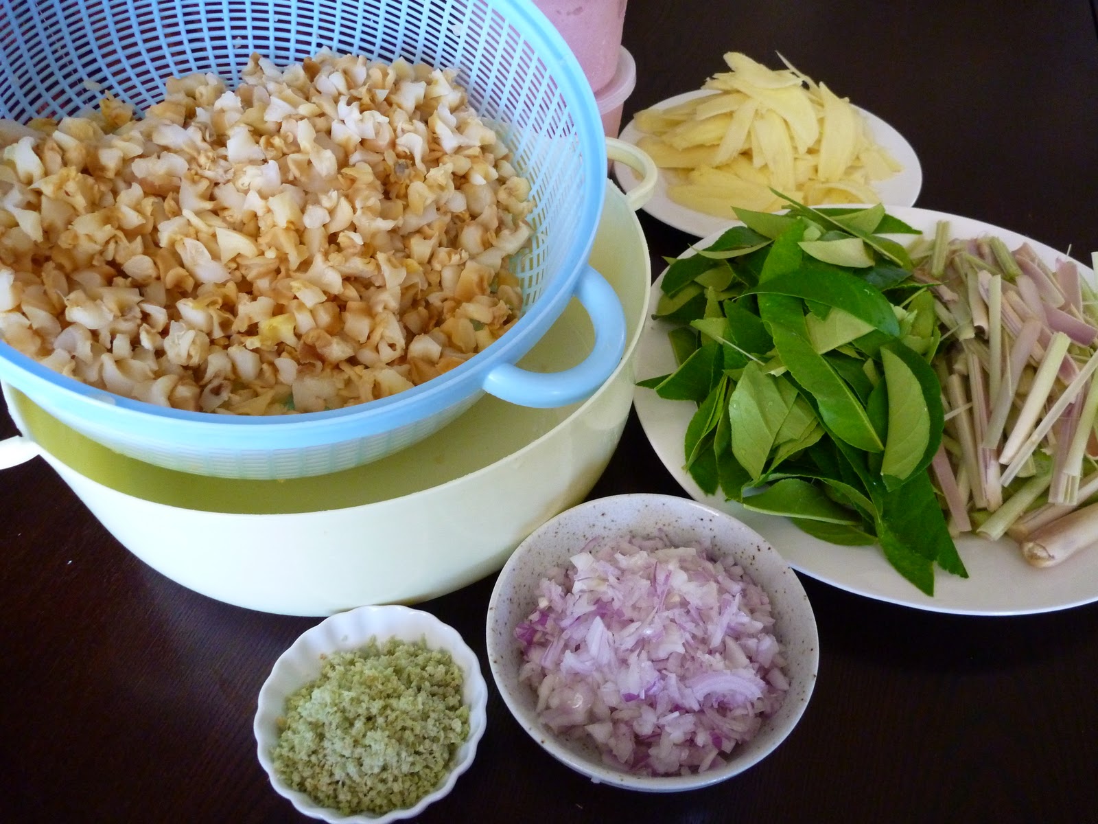 The Spices Of Life . . .: Chả Ốc (Vietnamese Ham with Periwinkle Snails)