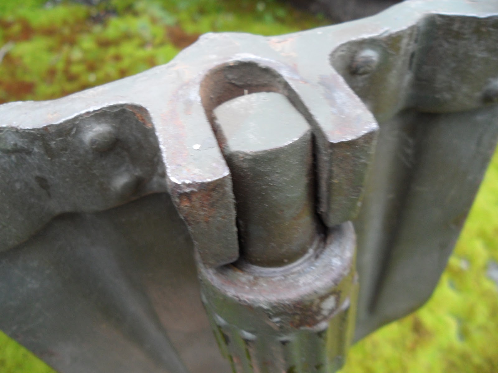 Four Bees: Dutch Army Shovel, Entrenching Tool, Folding Shovel, Post ...