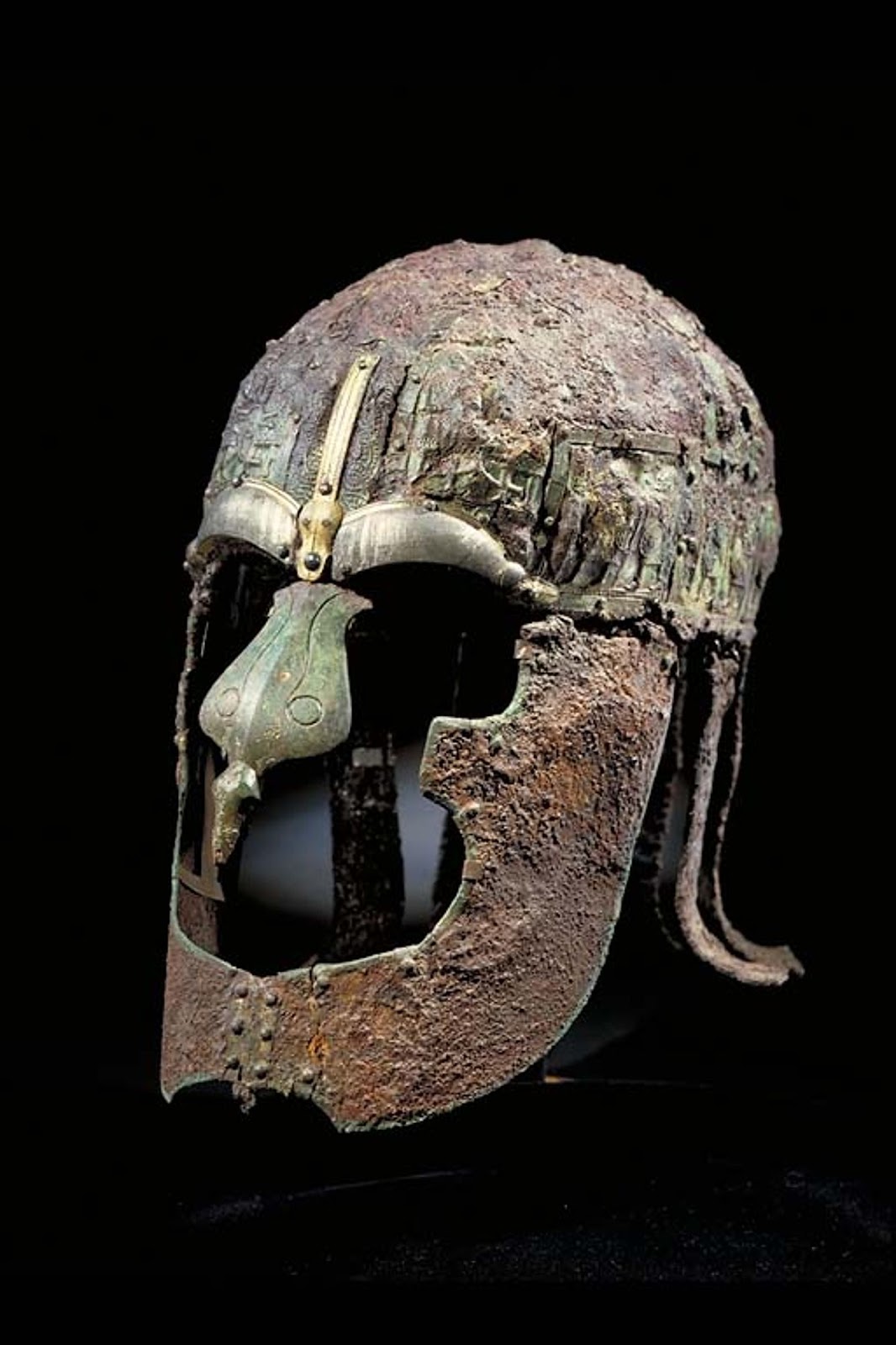 Diligent Dwarves: Things I've made: Tale of the two Vendel helmets