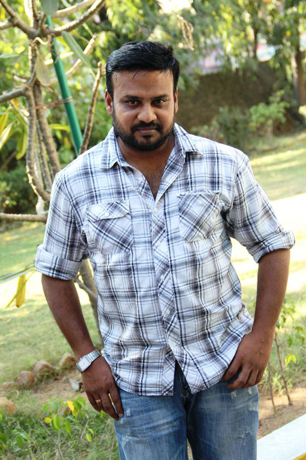 Maalai Pozhuthin Mayakathile Trailer Launch Stills Gallery Images