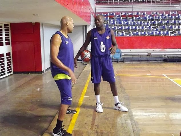 Askia Jones: “Vengo con la intención de aportar mi experiencia desde el ...