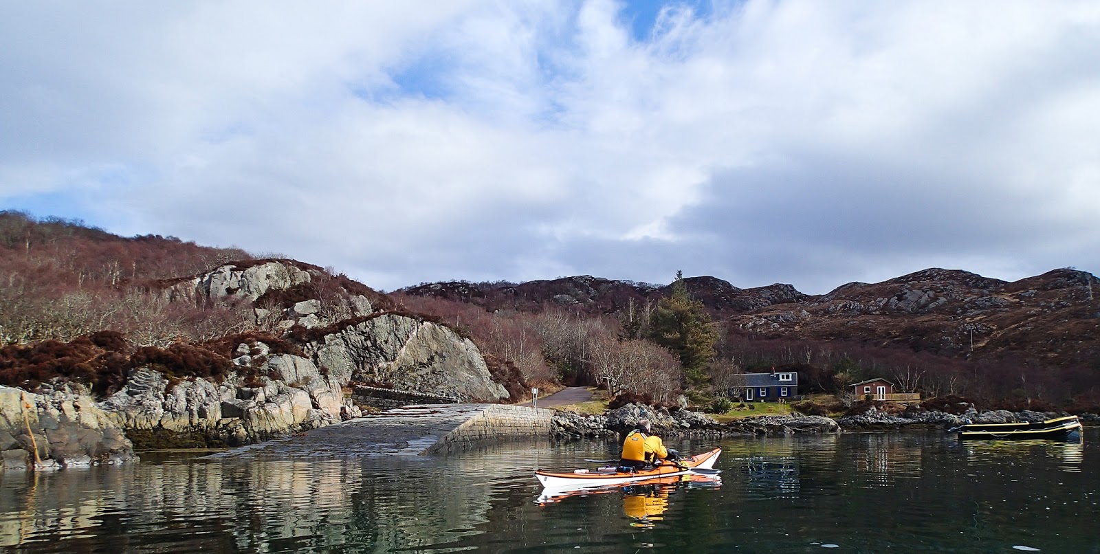 Mountain and Sea Scotland: All calm in Kentra Bay