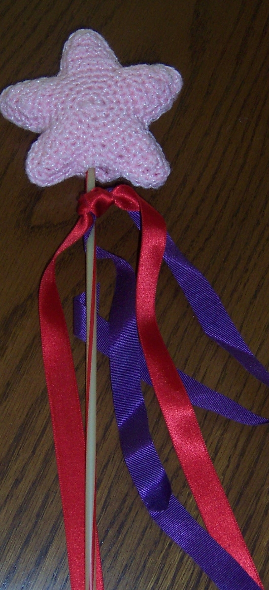 Homemade Sophistication: Crochet Wand for Girls