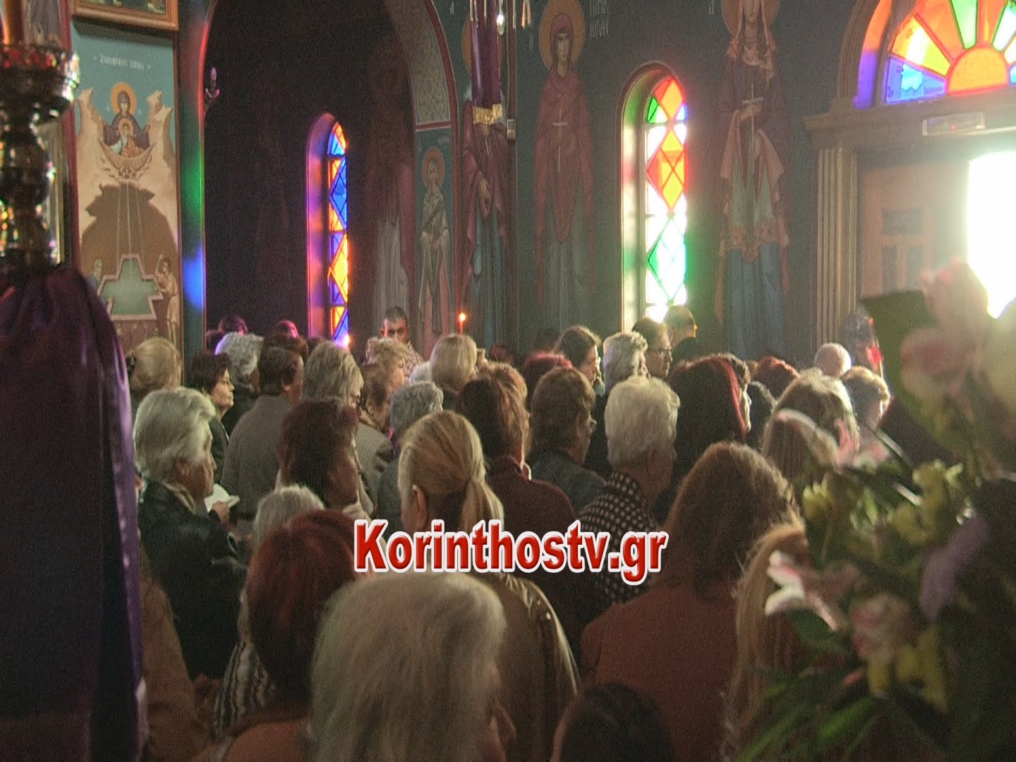 Η αποκαθήλωση του Κυρίου στον Ιερό Ναό Παναγίας Γιάτρισσας στο Λουτράκι ...