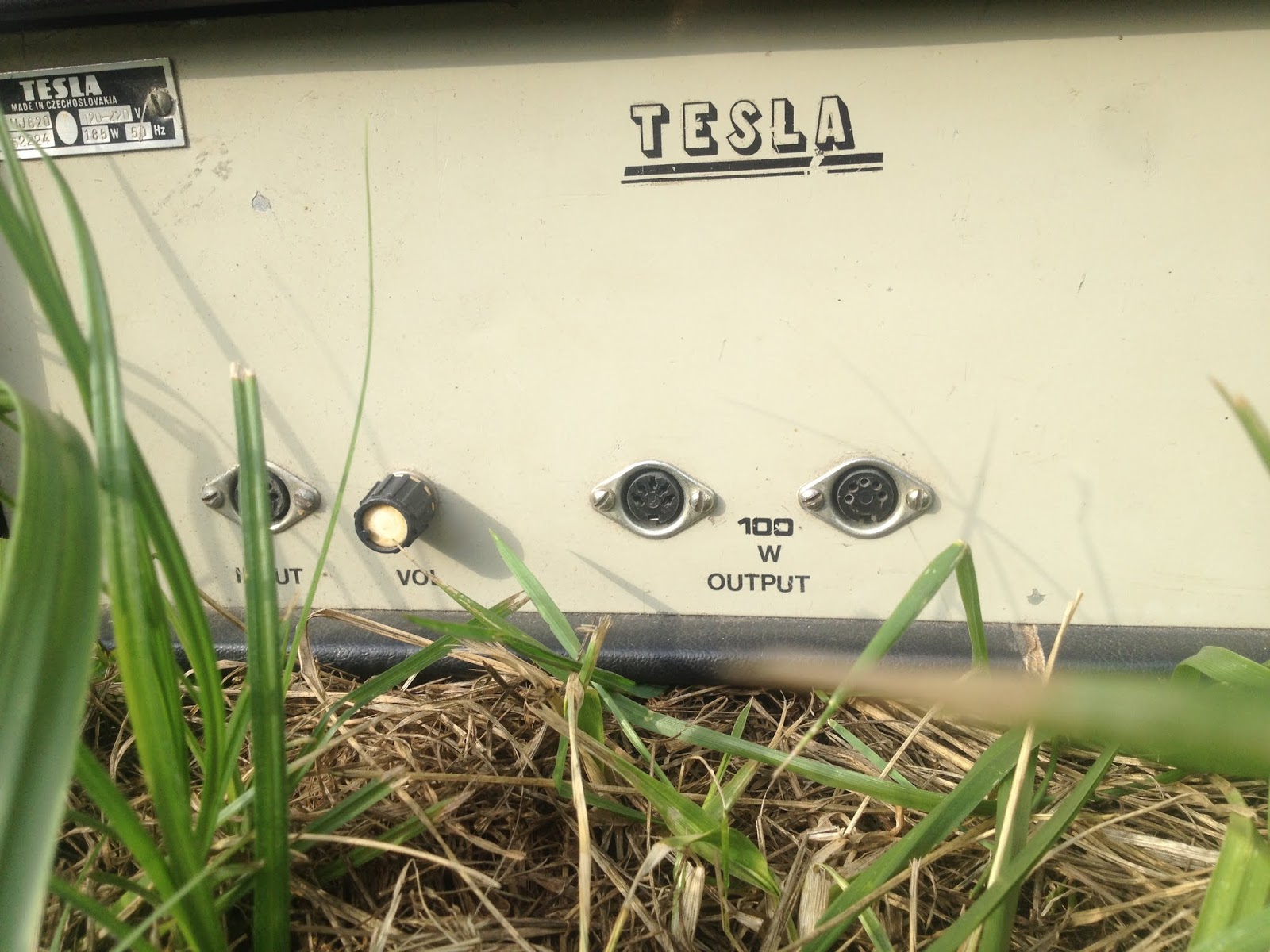 Infrequent Sound [sex.tex] technology: Tesla AUJ-620 Mono Tube ...