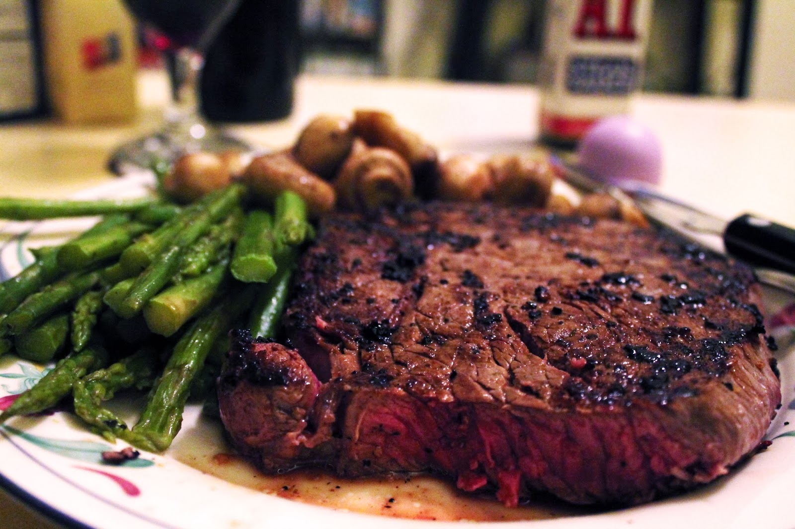 Two Idiots, One Kitchen: Steak is good for the soul