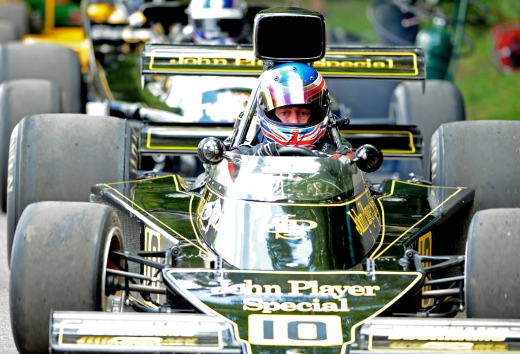 ZONA RÁPIDA: FOTOGRAFIA, GOODWOOD, RACING REVOLUTIONS