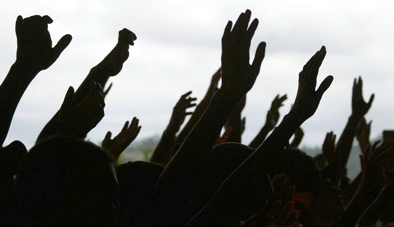 As Duas Multidões, Em Qual Você Está?