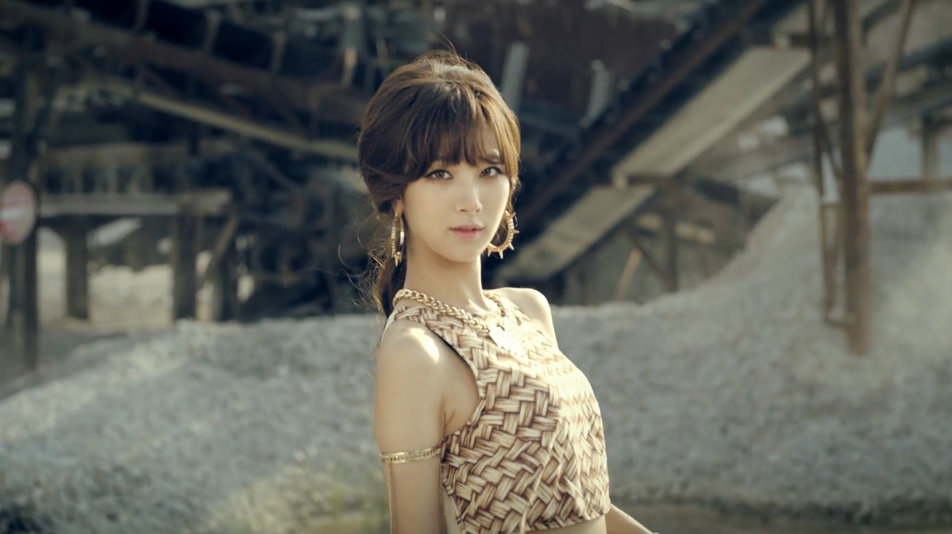 I cry like Yuko Oshima: Kpop: 9Muses - Gun (건)