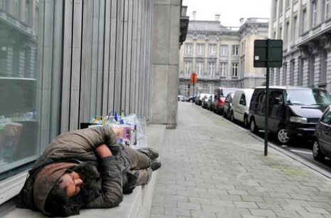 un peu de tout: SDF......