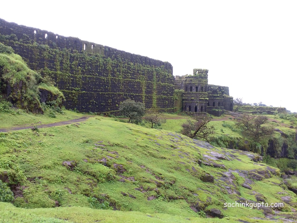 Ropeway trip to Raigad Fort ~ LENS (Like, Enjoy, Navigate, Share)