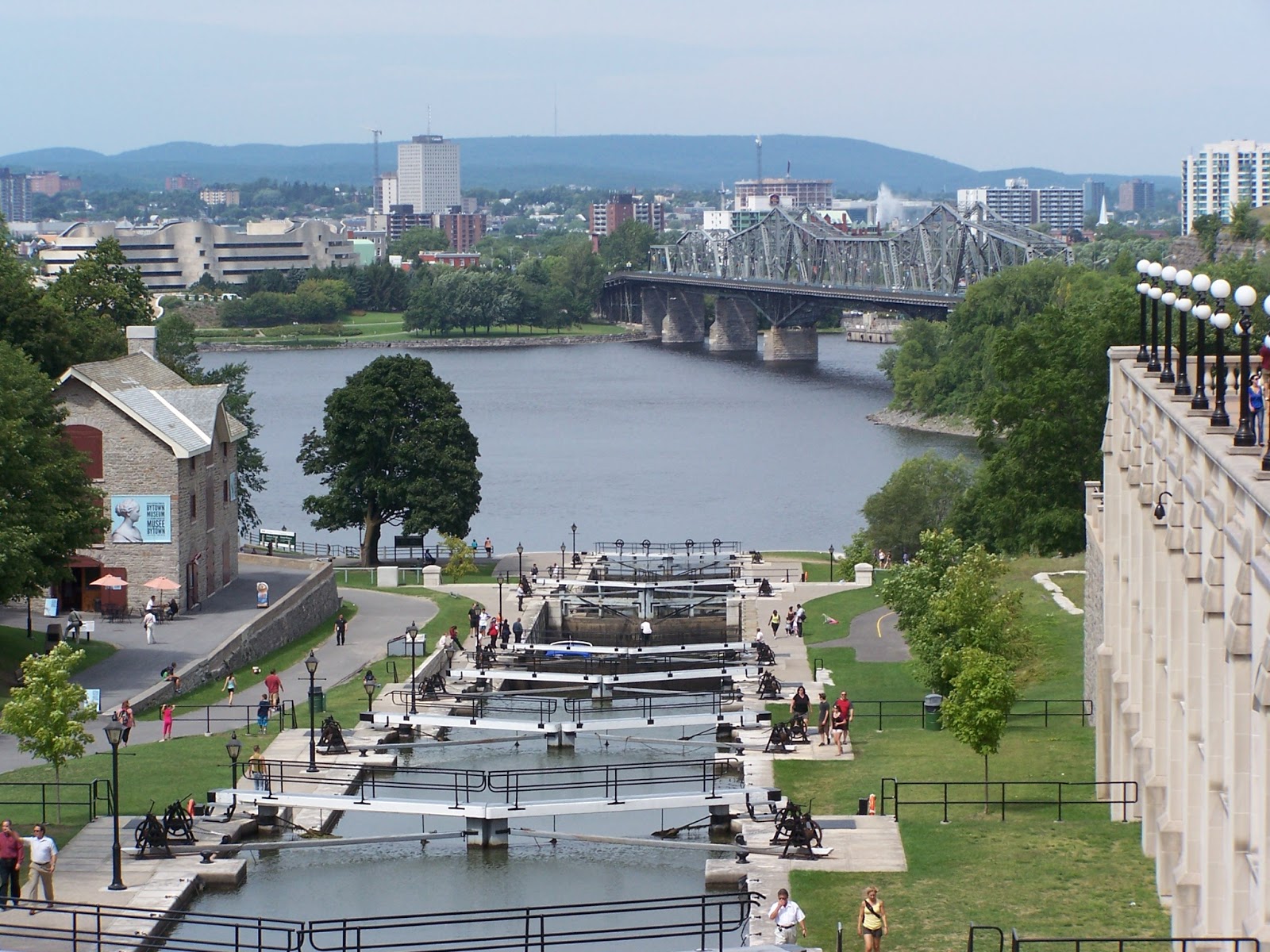 31 majestic photos of Rideau Canal in Canada | BOOMSbeat