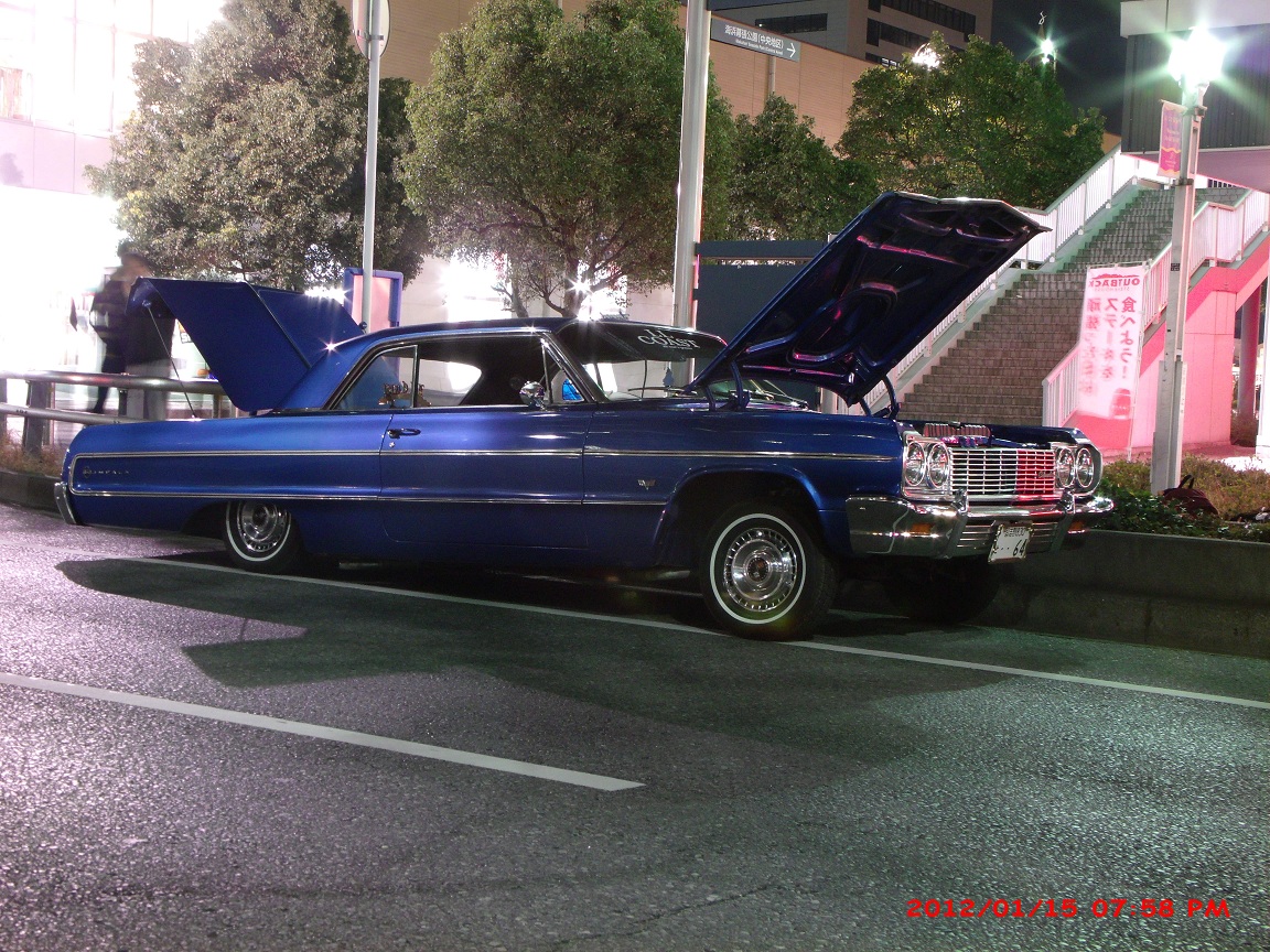 LL COAST CAR CLUB JAPANESE LOWRIDERS