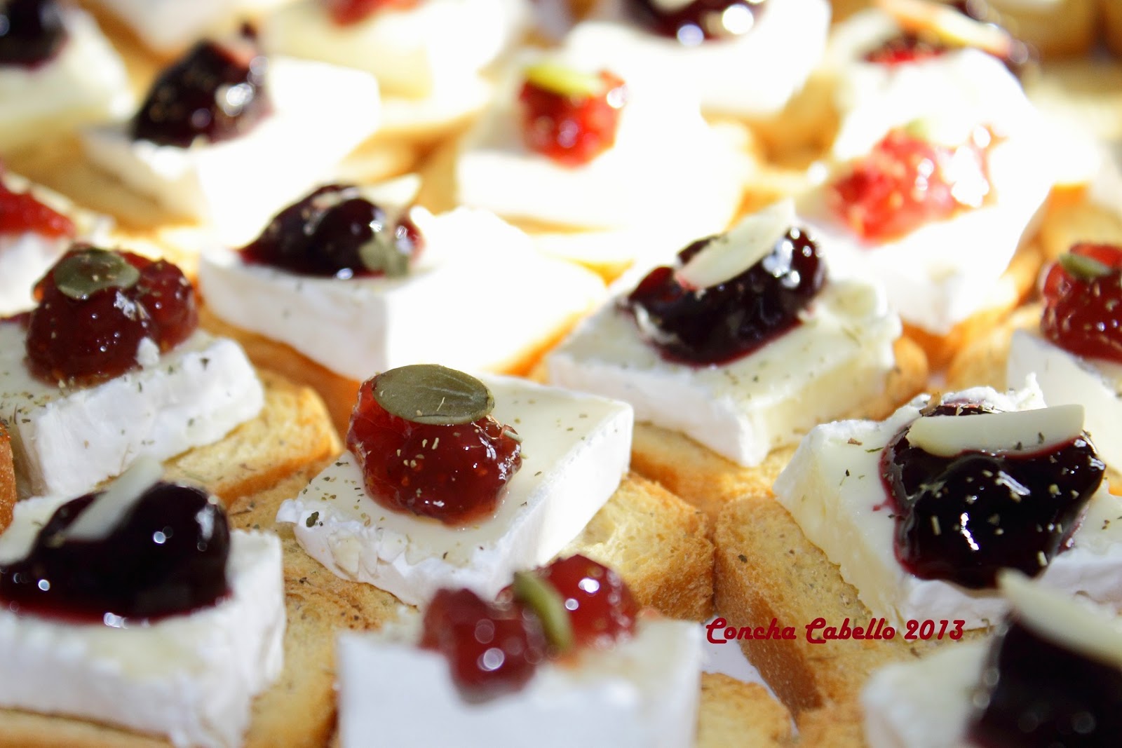 Canapés de Brie y Camembert