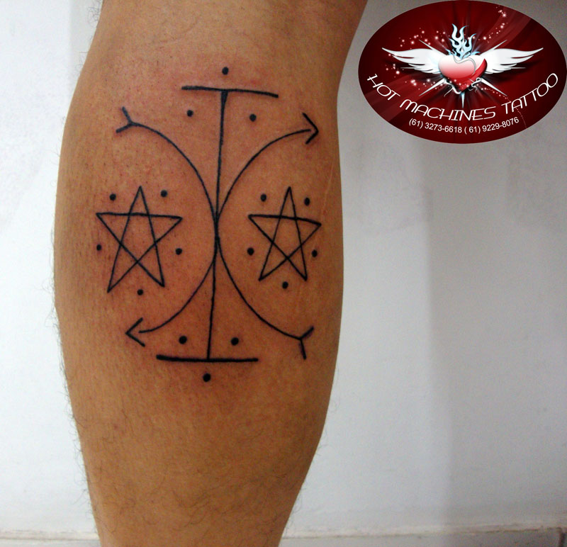 Anninha Spinelli Tattoo Atelier: Tattoo Símbolo