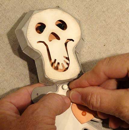 Needles 'n' Knowledge: Happy Skelly Ring Jointed Figure Assembly