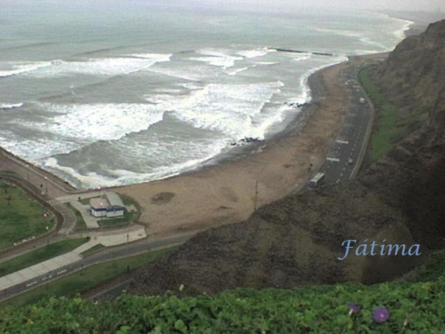 Fátima Rodríguez Serra: Sendero a la Playa desde el Parque Maria Reiche ...