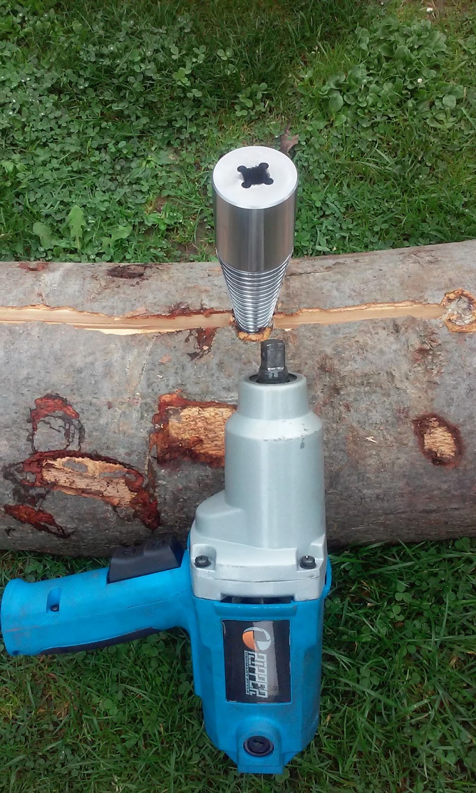 Log horse with chainsaw holder Drill Grape Electric Grape Crusher Log ...