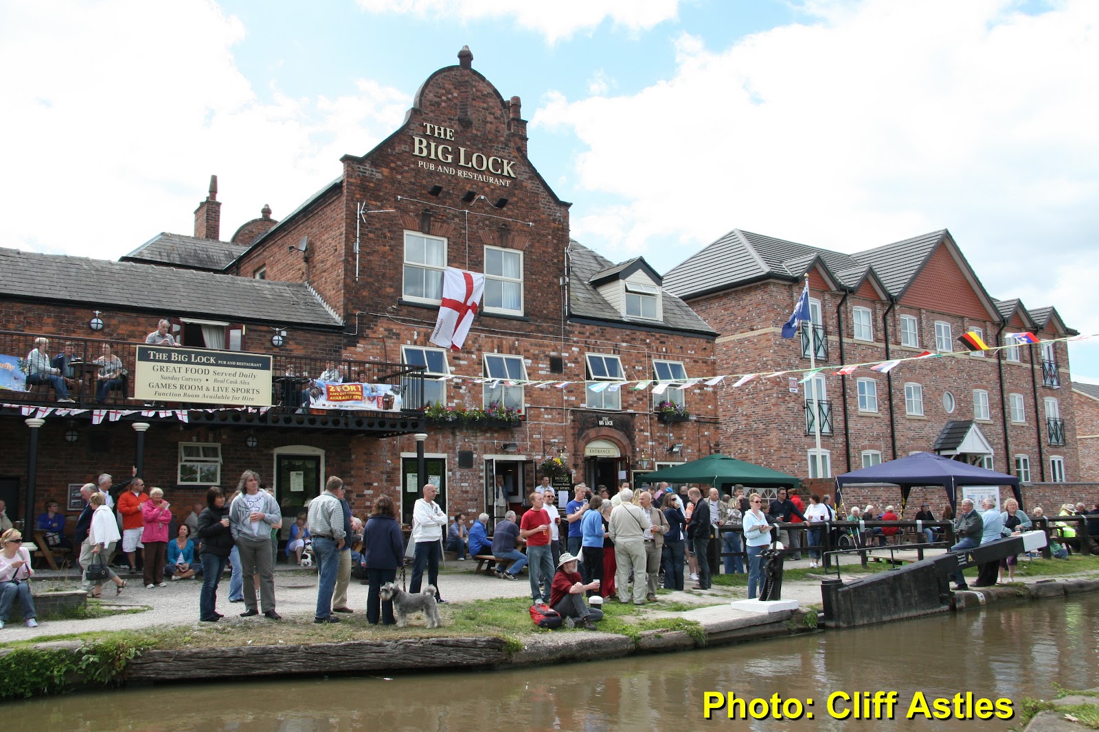 THE MIDDLEWICH DIARY: THE BIG LOCK RE-OPENS (MARCH 2012) (UPDATED MAY 2013)