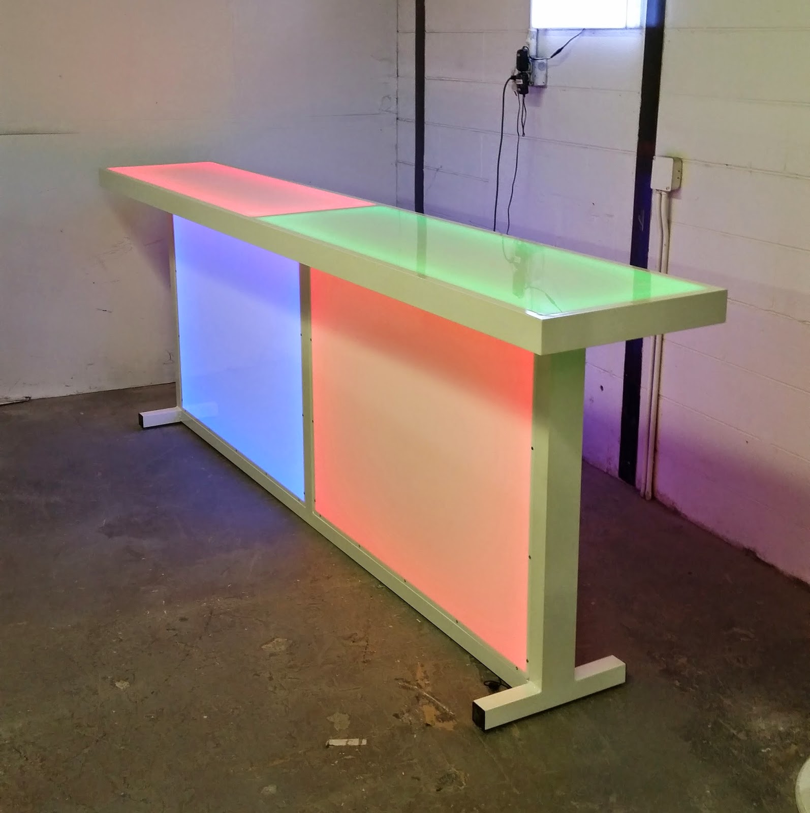 BarChefs: Light up table design