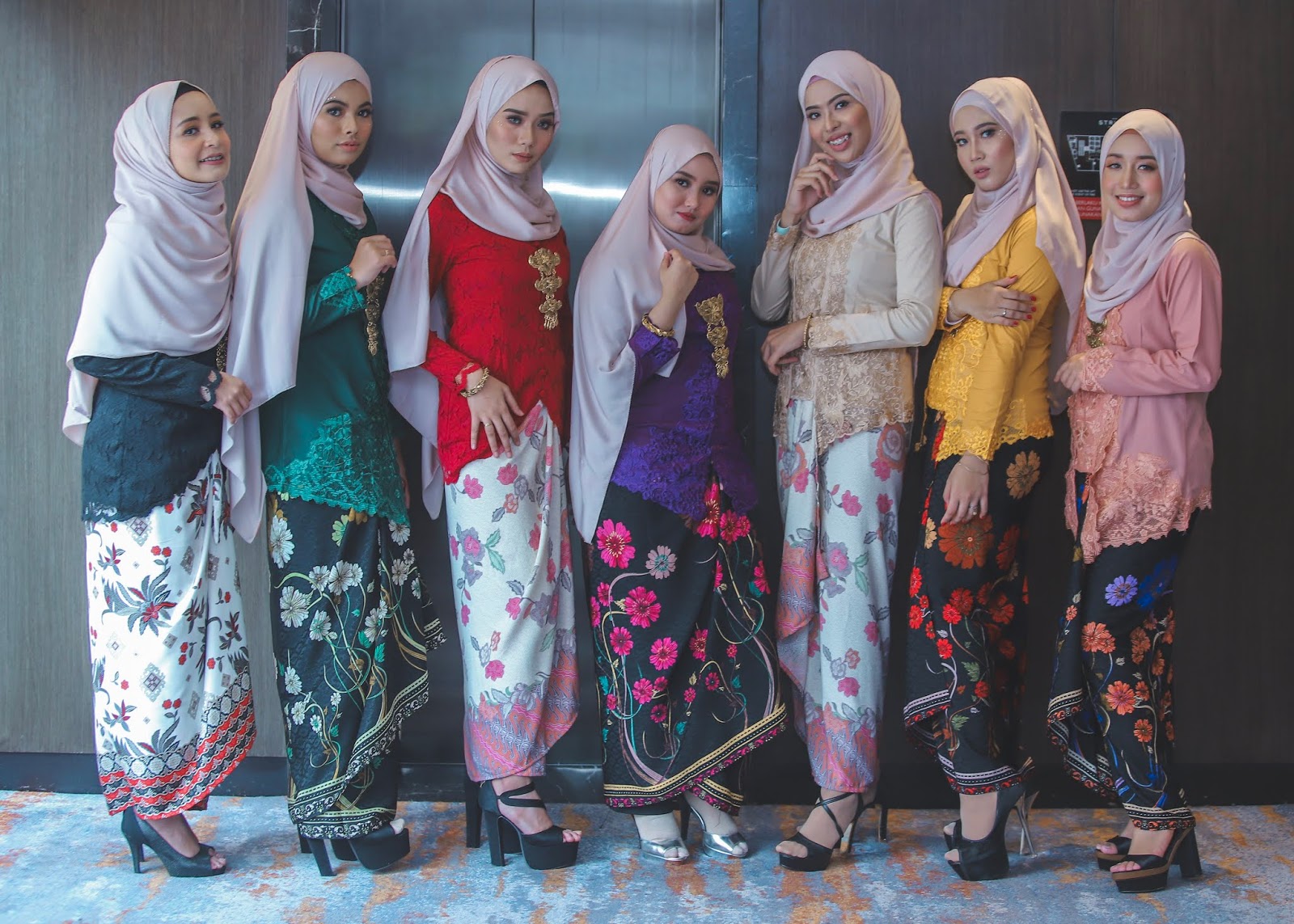 Runway Byhisdaisy Magika Raya 2019: Let's Makes Kebaya Great Again ...