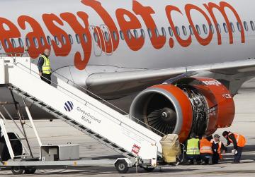 Kathryn's Report: easyJet Airbus A320-200, G-EZTF: Engine Shut Down In ...