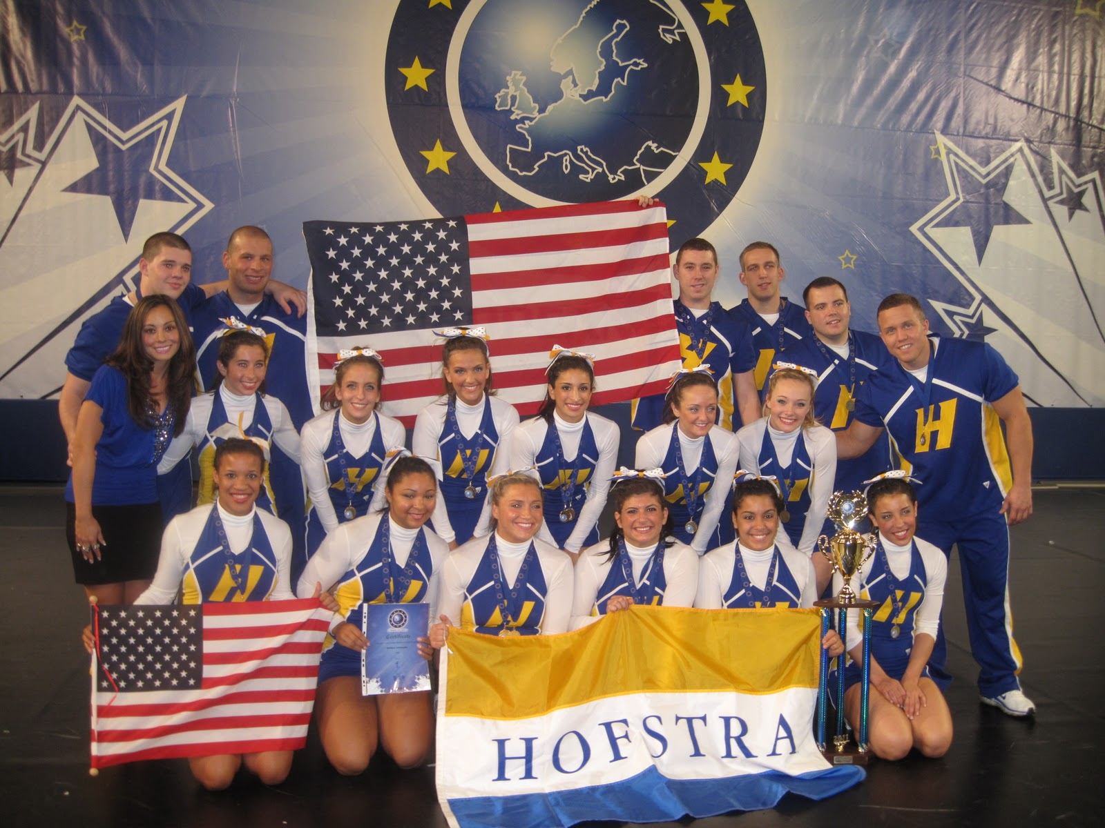 Hofstra Student Life: Congratulations to Hofstra Cheer