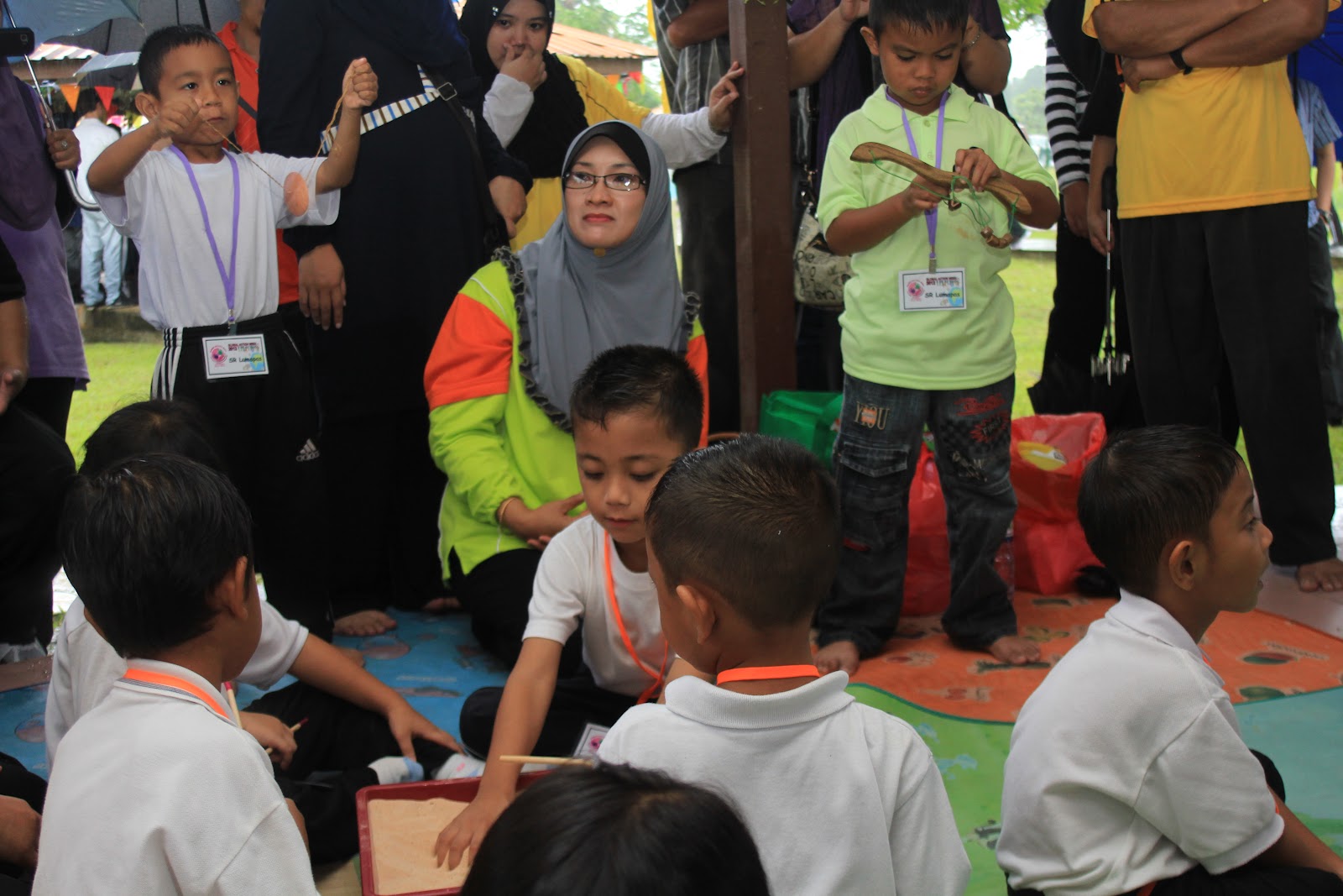 SEKOLAH RENDAH LUMAPAS BRUNEI IV: 04/01/2012 - 05/01/2012