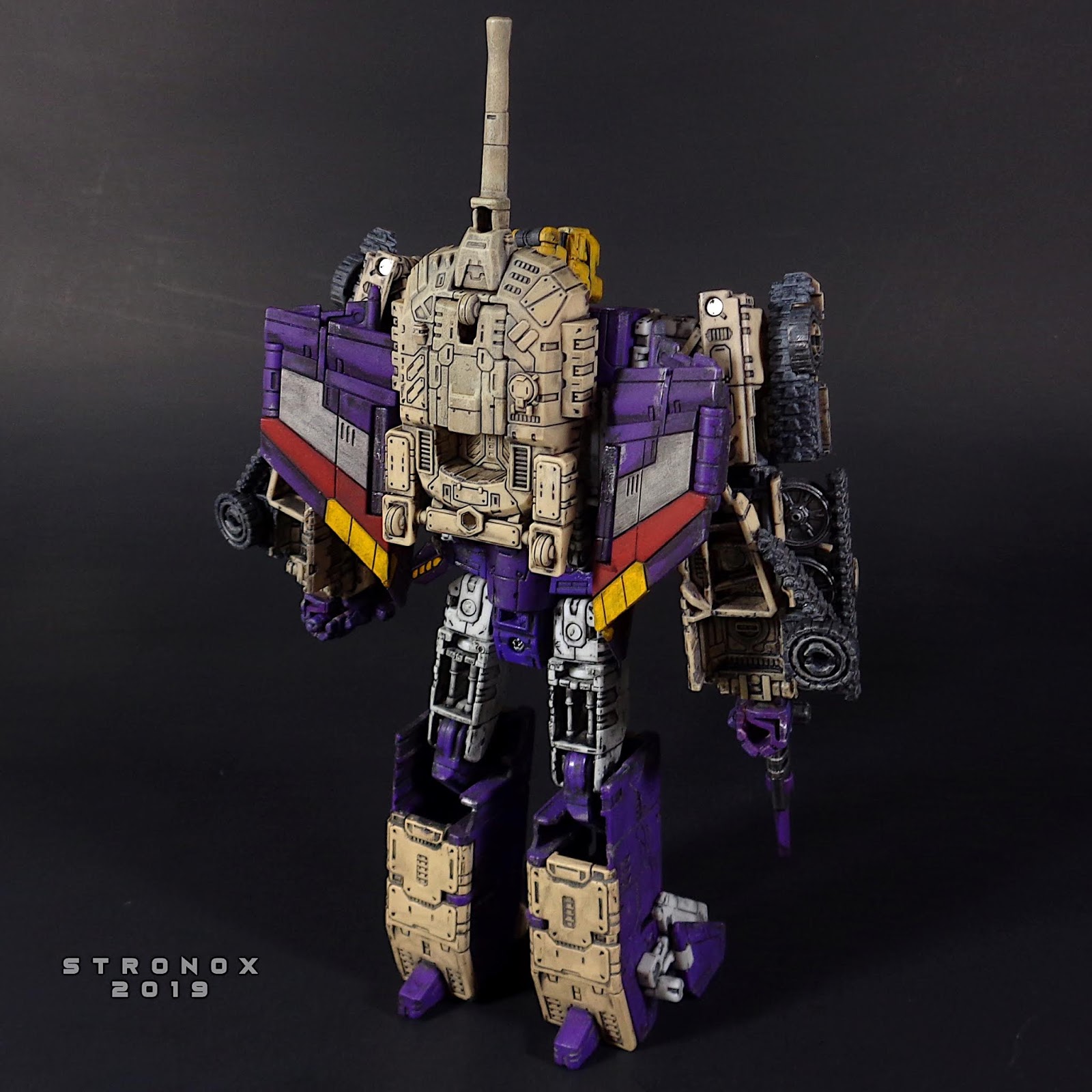 Stronox Custom Figures: March 2019