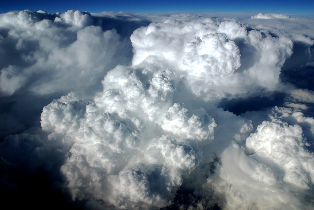 Foto Awan Cantik yang Mematikan Penerbangan - Tribun-medan.com