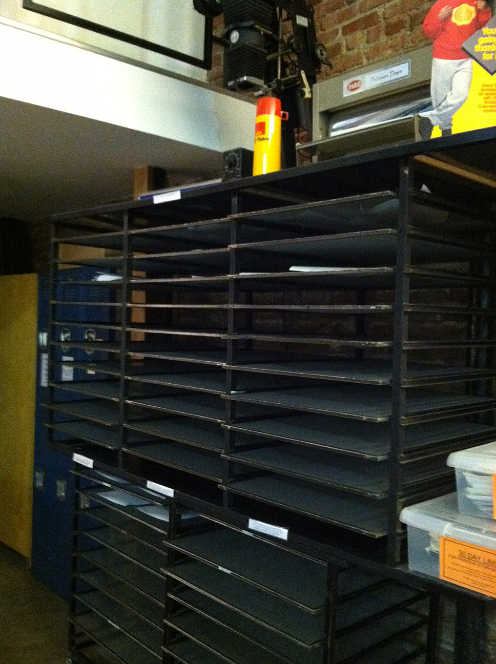 The Photo Palace: Russian Photo Community and Rayko Photo Center