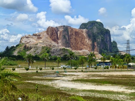 Caving in SE Asia: Quarrying of Bukit Sagu & Bukit Tenggek, Pahang
