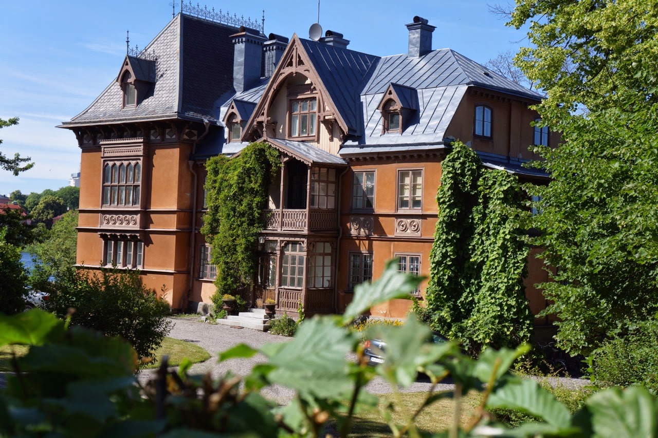 The Stockholm Review: DJURGÅRDEN (PART FIVE)