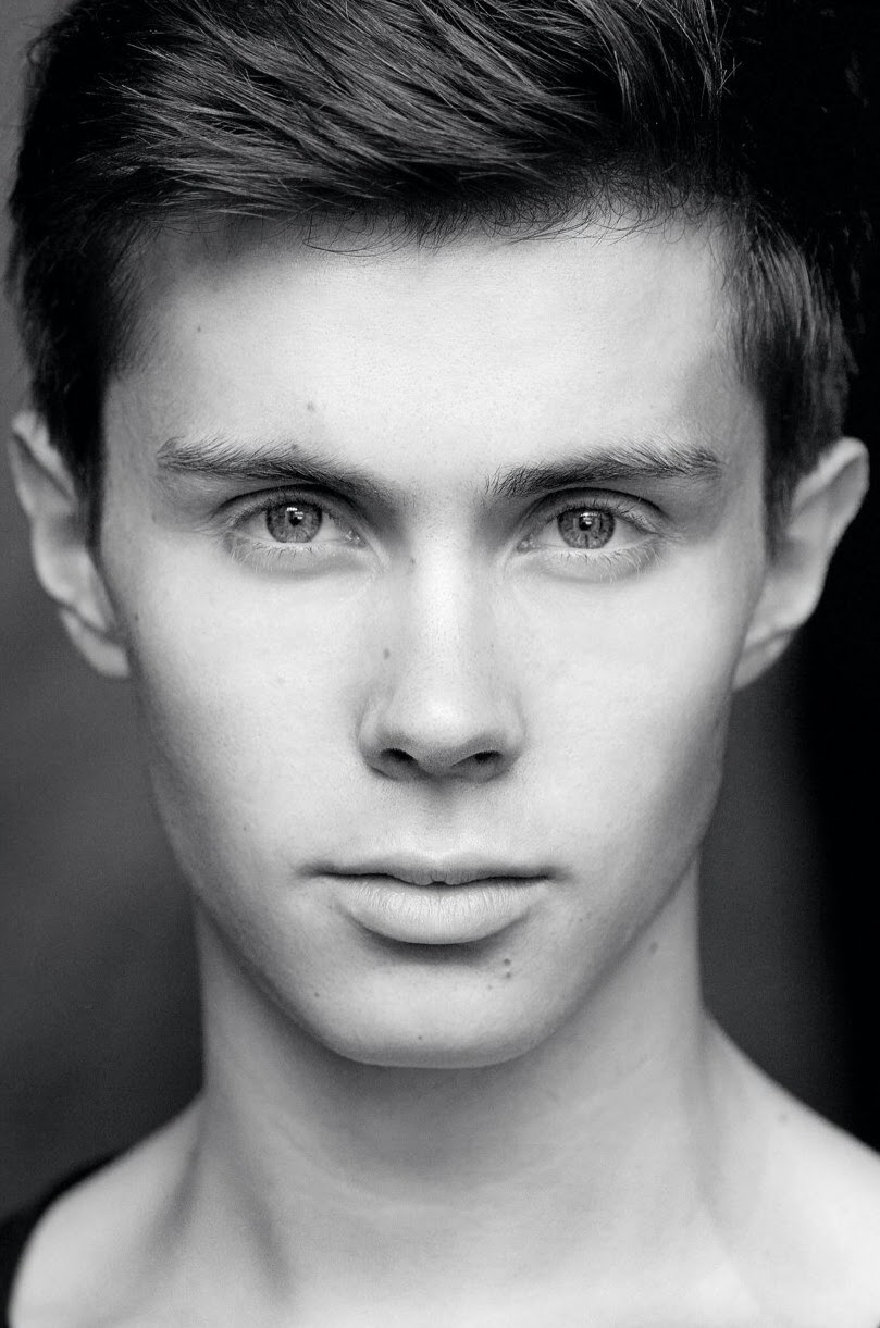 West End Frame: Interview: Rob Houchen, starring as Marius in Les ...