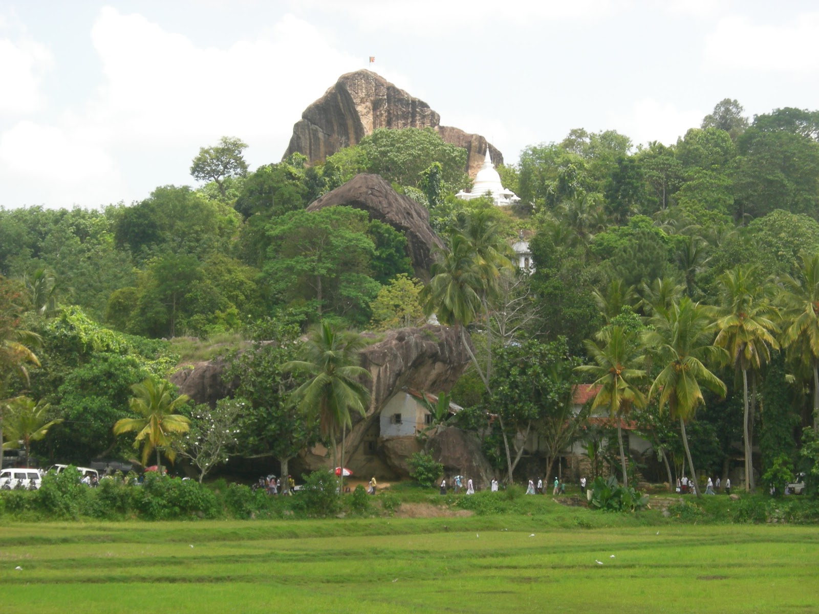Warana Cave Temple | Wel Ipanalla