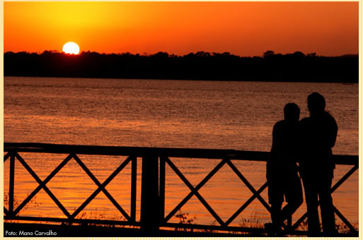 Letras Essenciais: Venha ver o pôr do Sol