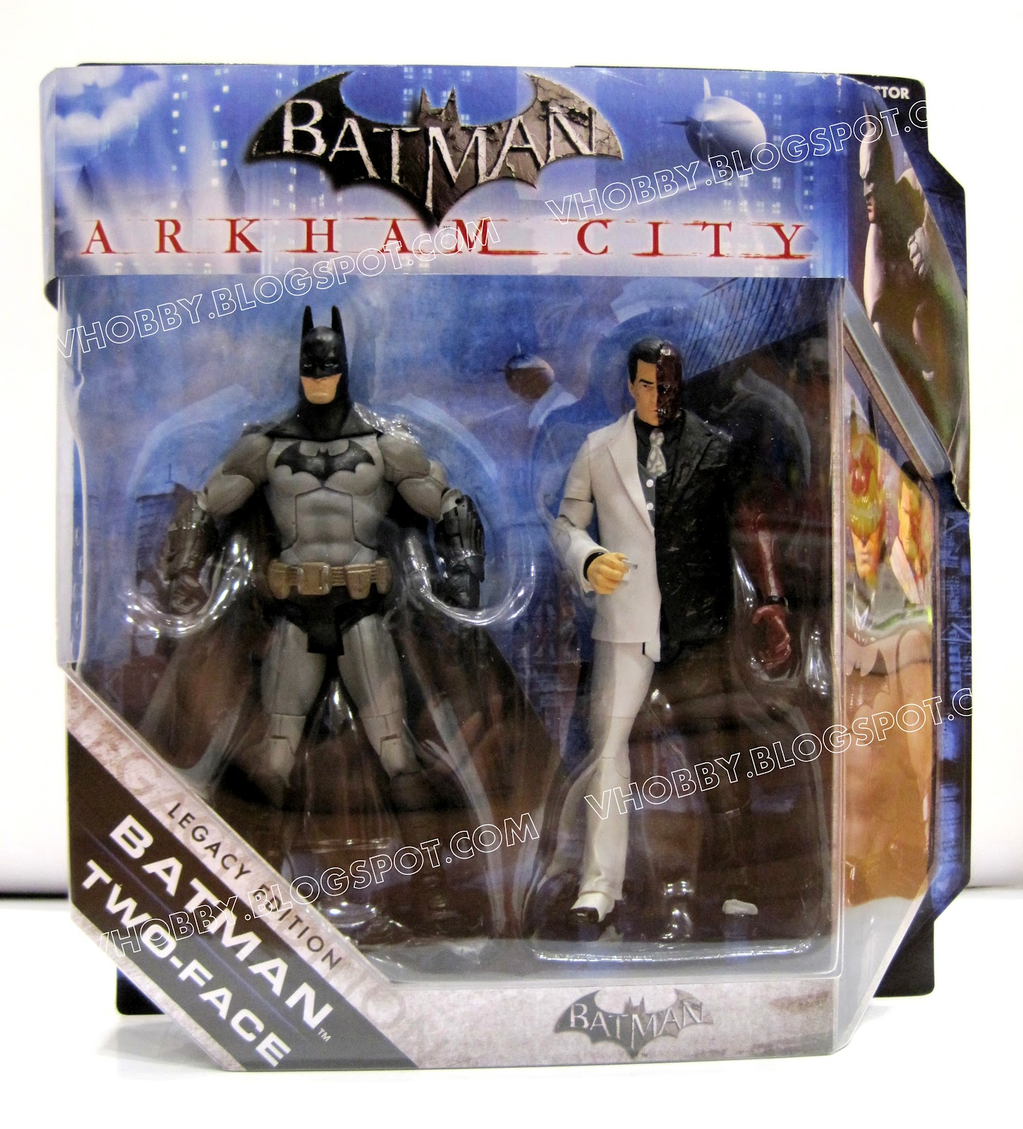 VHOBBY: DC UNIVERSE: Batman Legacy Edition & DC Direct Batman Arkham ...