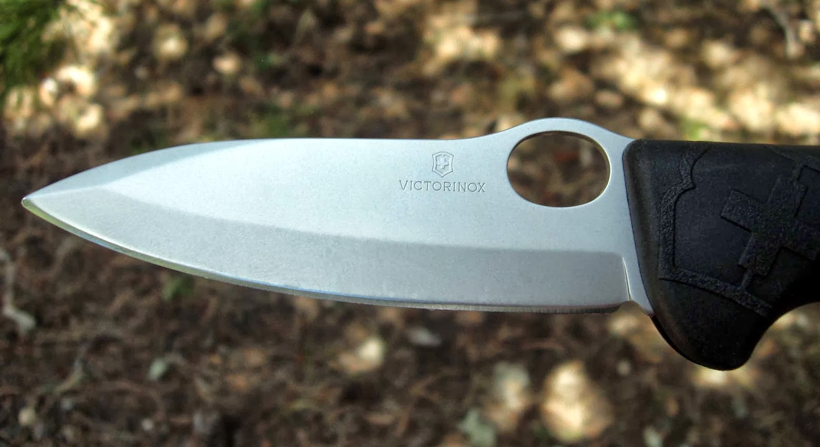 Rocky Mountain Bushcraft: Review: Victorinox's new Hunter Pro Knife ...