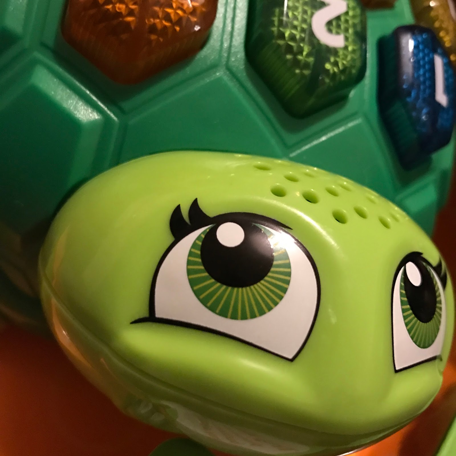 Review and Giveaway: Melody The Musical Turtle - Counting To Ten