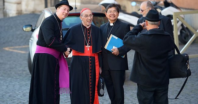 Giả danh Giám Mục vào cổng Vatican