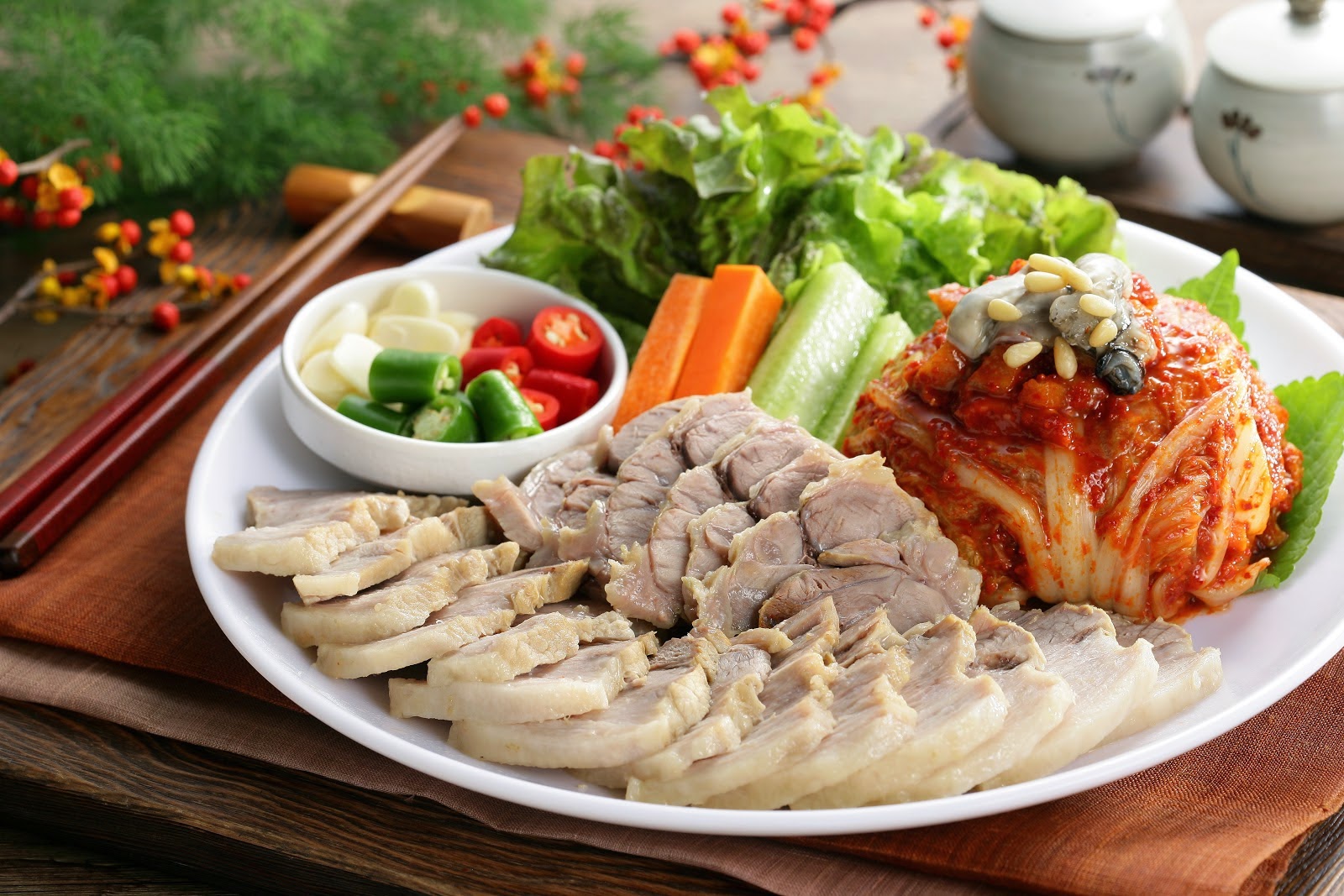 I ♥ Korea: Steamed Pork Wrapped In Leaves
