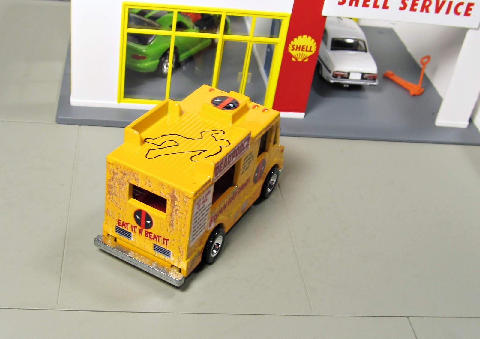 Hot Wheels Deadpool Chimichanga Truck